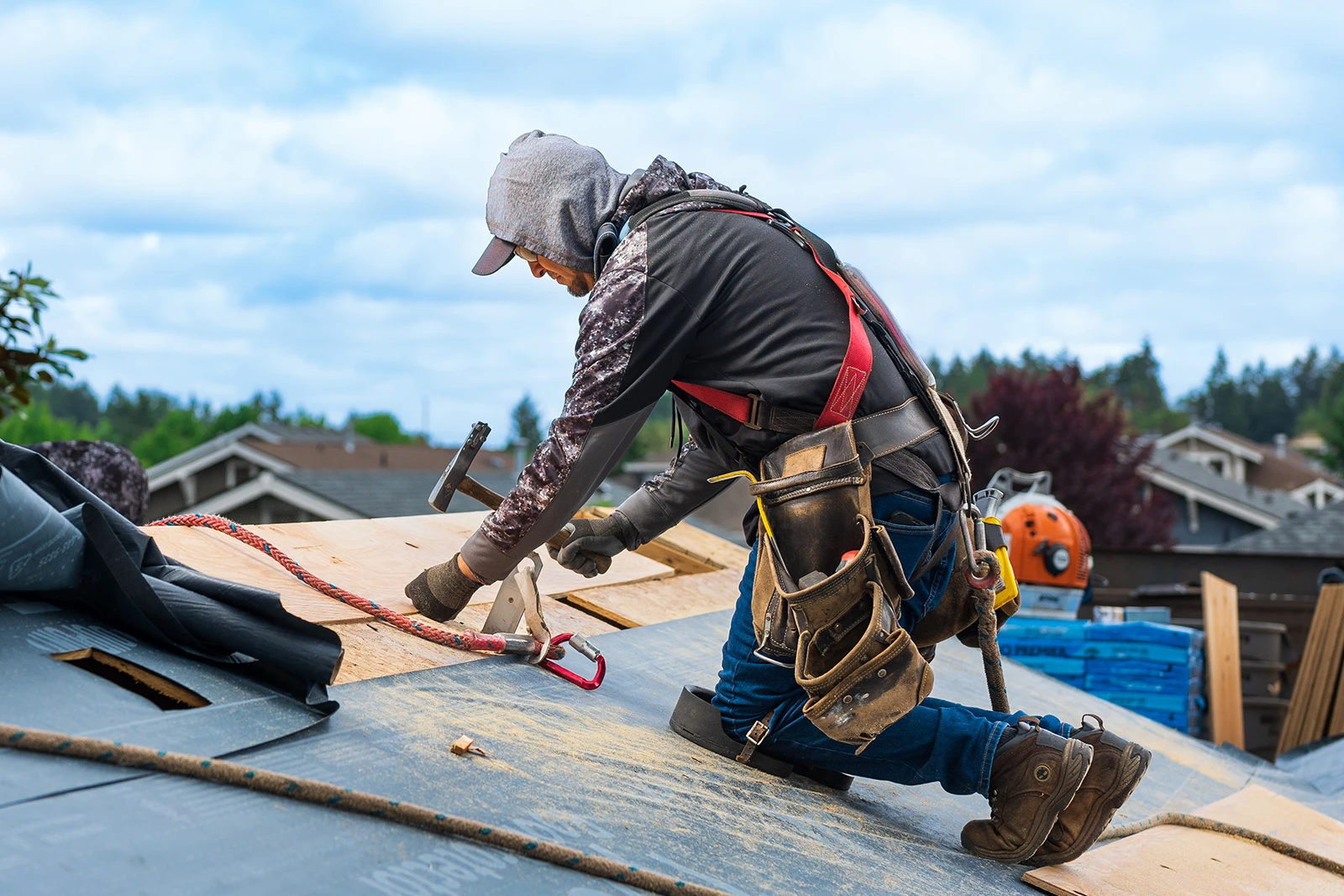 Top Signs You Need a New Roof Installation - Lacey Roofing